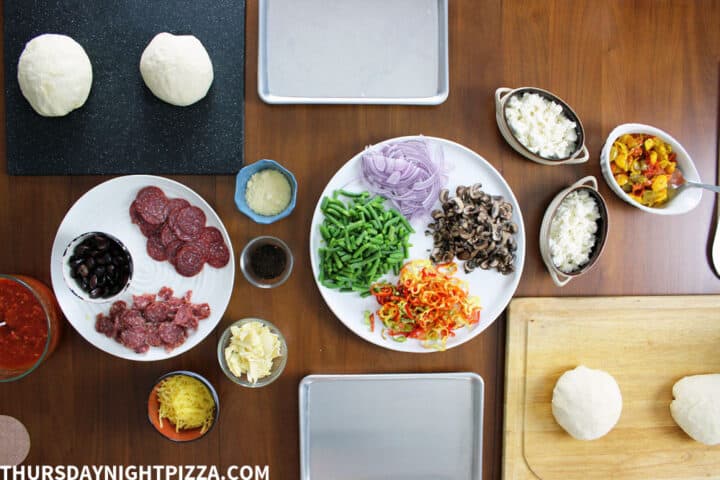 Make-Your-Own Pizza Bar – Thursday Night Pizza