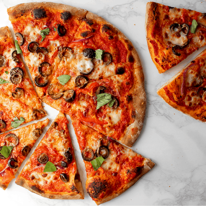 Easy & Quick Homemade Pizza Recipe - Thursday Night Pizza