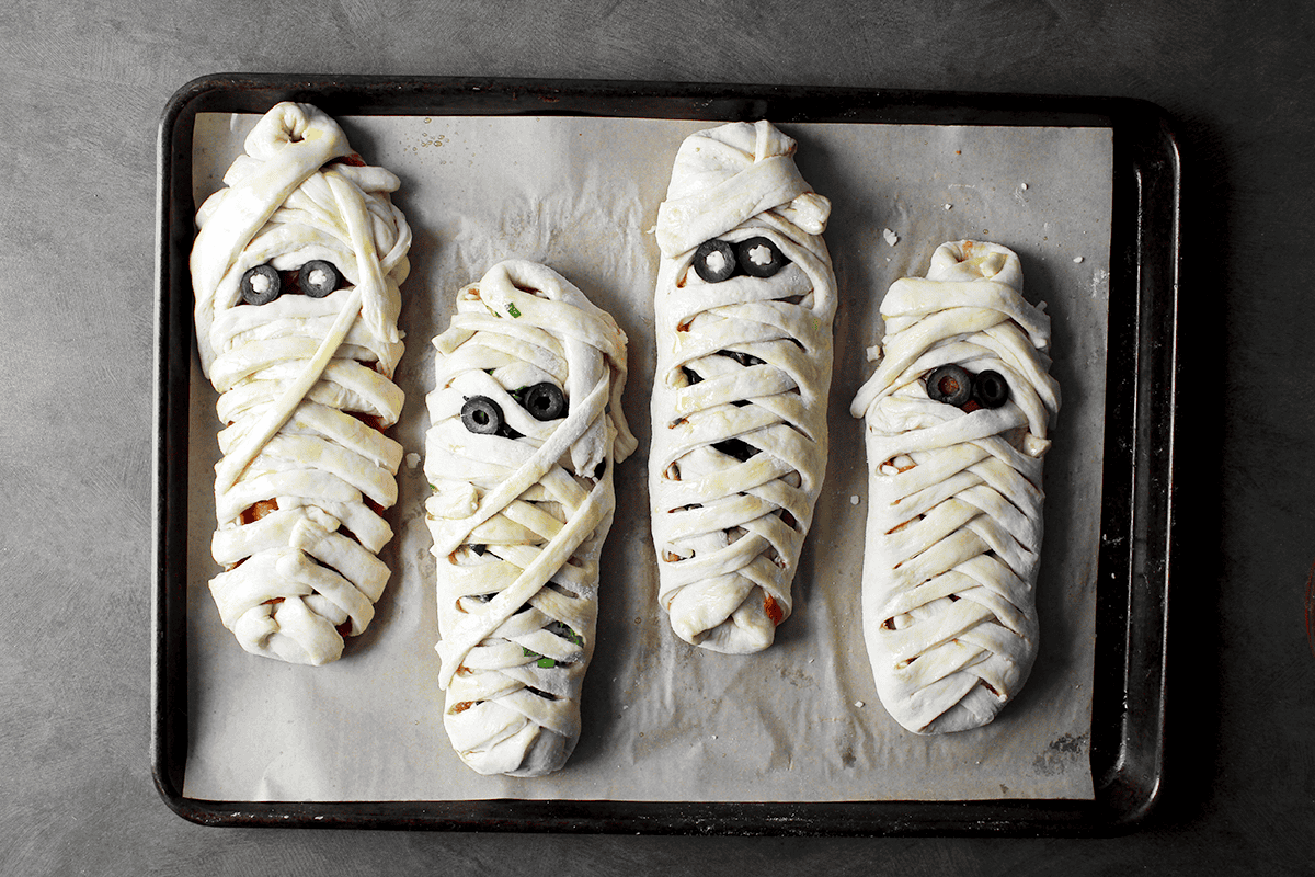 Halloween Mummy Pizza Braids – Thursday Night time Pizza - Burgers ...
