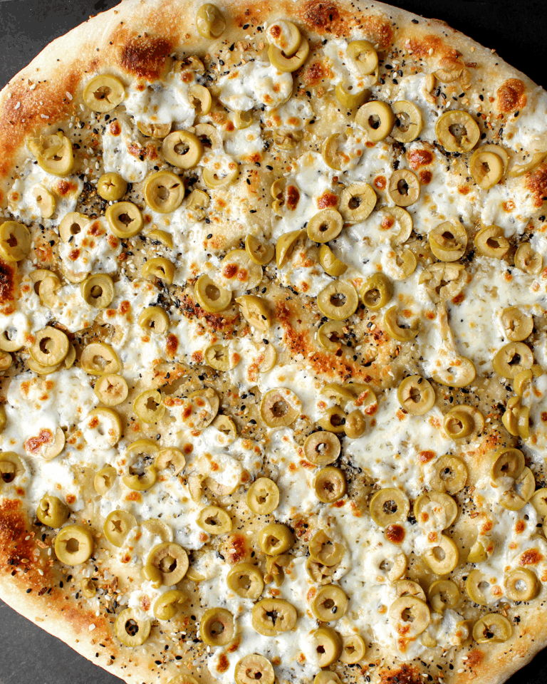 Olive Pizza with Everything Bagel Seasoning and Mozzarella – Thursday ...